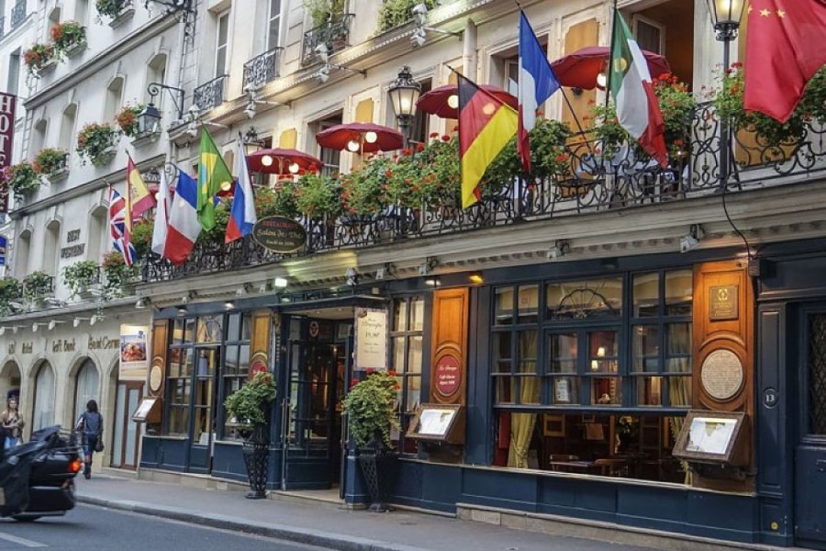Le Procope: un viaje al pasado en París
